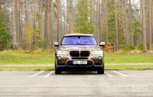 Brūns BMW X3 2012 Rīga, ar dzinēja tilpumu 3.00 L un nobraukumu 321 tūkst. km par 10990 €, foto 4 vietnē AUTOMOTO.COM.LV