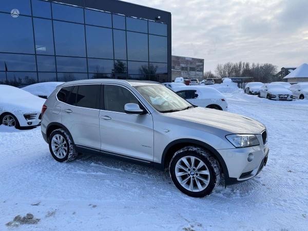 Brown BMW X3 2013 in Telschi, with an engine capacity of 2.00 L and mileage of 232 thousand km for 9999 €, photo 8 on AUTOMOTO.COM.LV