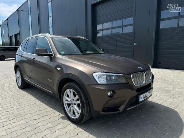 Brown BMW X3 2013 in Klaipeda, with an engine capacity of 3.00 L and mileage of 274 thousand km for 10900 €, photo 1 on AUTOMOTO.COM.LV