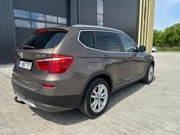Brown BMW X3 2013 in Klaipeda, with an engine capacity of 3.00 L and mileage of 274 thousand km for 10900 €, photo 2 on AUTOMOTO.COM.LV