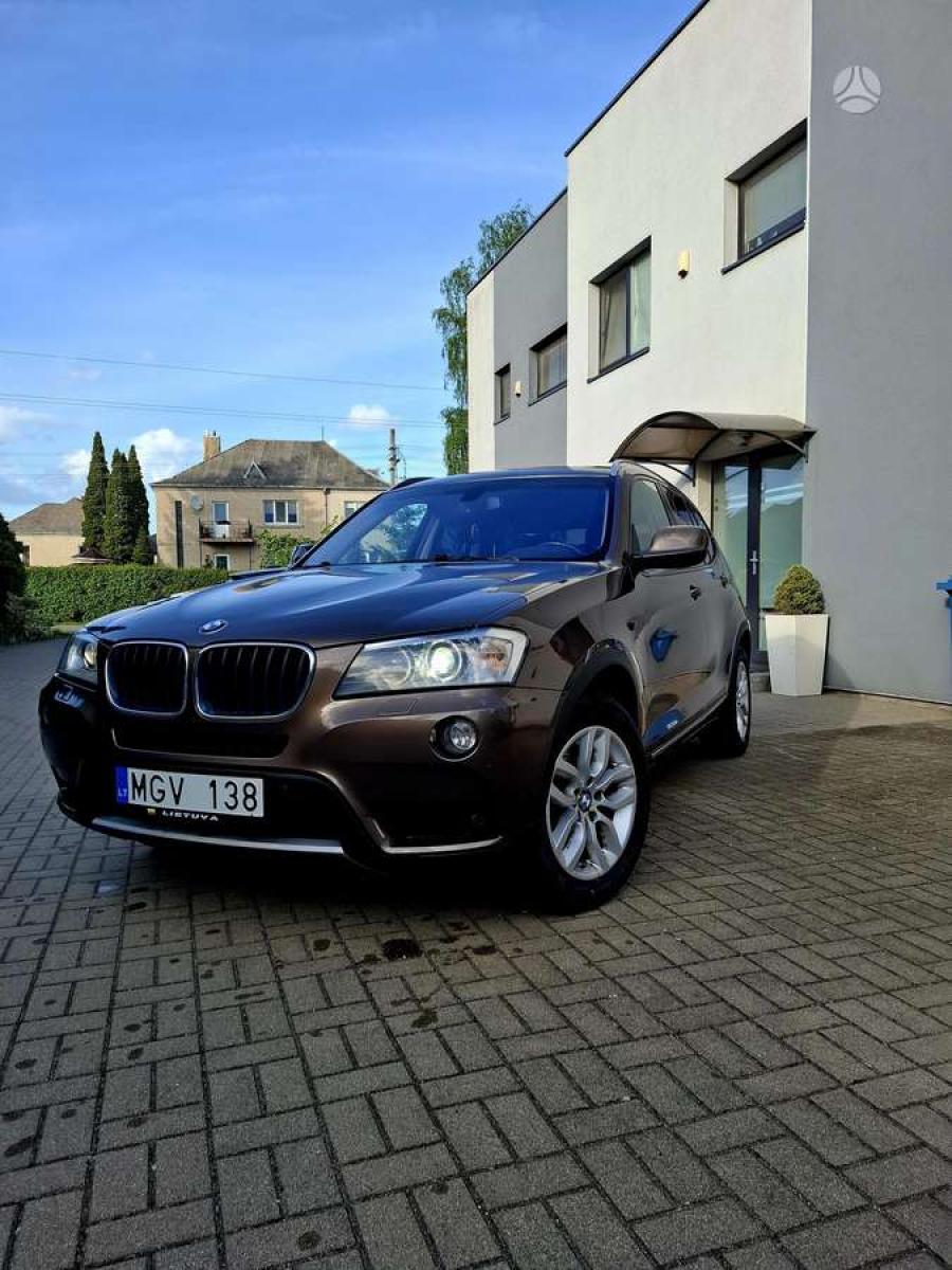 Brown BMW X3 2013 in Kaunas, with an engine capacity of 2.00 L and mileage of 330 thousand km for 9850 €, photo 1 on AUTOMOTO.COM.LV