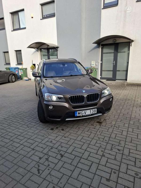 Brūns BMW X3 2013 Kauņa, ar dzinēja tilpumu 2.00 L un nobraukumu 330 tūkst. km par 9850 €, foto 2 vietnē AUTOMOTO.COM.LV