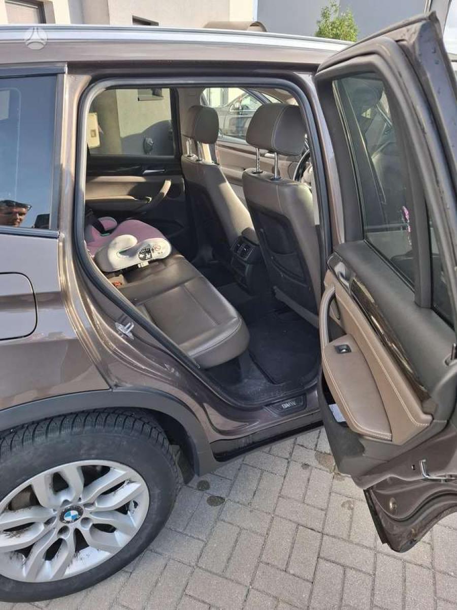 Brown BMW X3 2013 in Kaunas, with an engine capacity of 2.00 L and mileage of 330 thousand km for 9850 €, photo 9 on AUTOMOTO.COM.LV