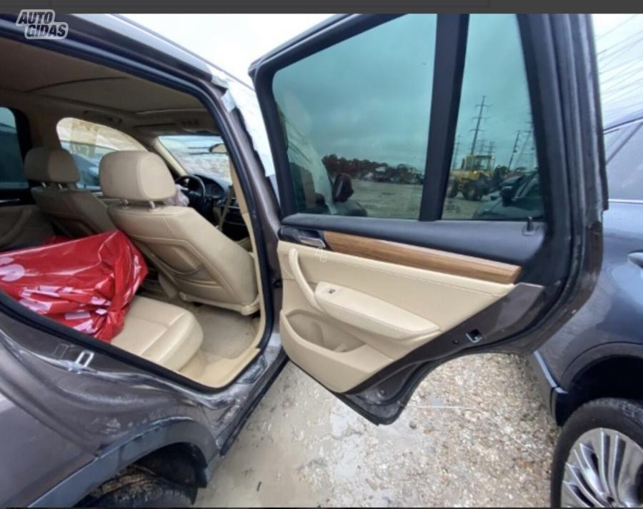 Brown BMW X3 2014 in Siauliai, with an engine capacity of 2.00 L and mileage of 251 thousand km for 5550 €, photo 16 on AUTOMOTO.COM.LV