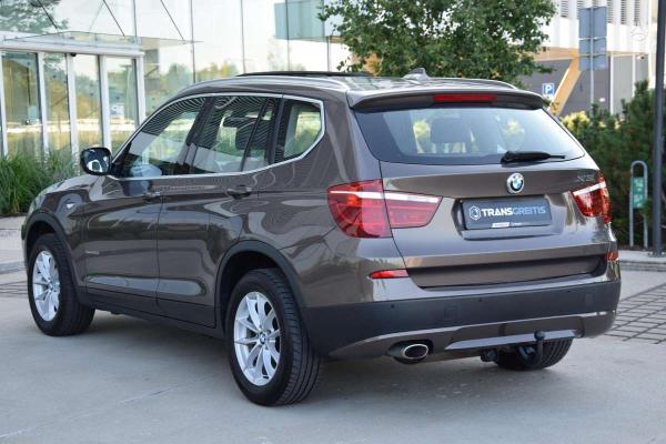 Brown BMW X3 2014 in Vilnius, with an engine capacity of 2.00 L and mileage of 205 thousand km for 10999 €, photo 7 on AUTOMOTO.COM.LV