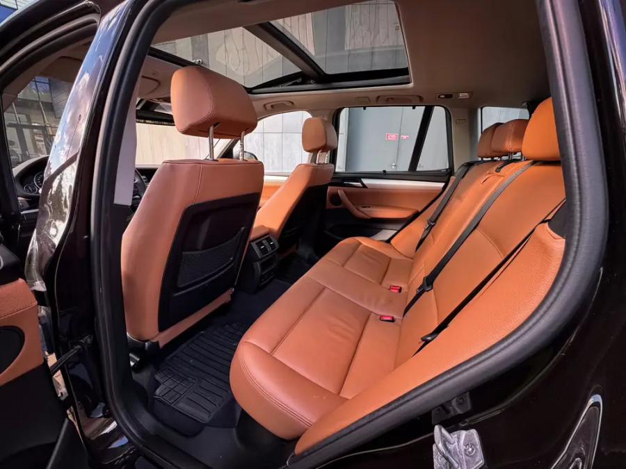 Brown BMW X3 2015 in Riga, with an engine capacity of 2.00 L and mileage of 186 thousand km for 15900 €, photo 14 on AUTOMOTO.COM.LV
