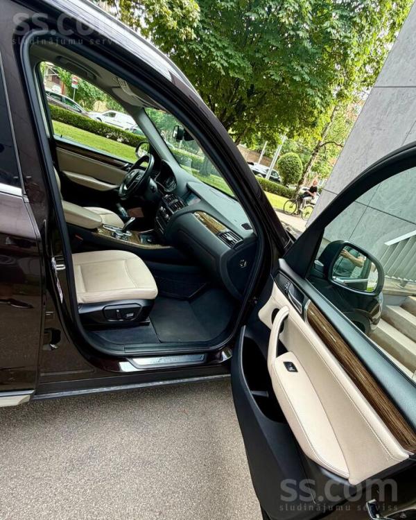Brūns BMW X3 2015 Rīga, ar dzinēja tilpumu 2.00 L un nobraukumu 141 tūkst. km par 17000 €, foto 9 vietnē AUTOMOTO.COM.LV