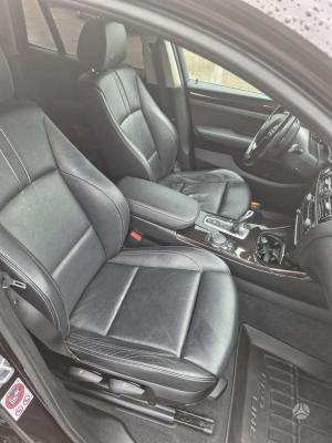 Brown BMW X3 2016 in Mazeikiai, with an engine capacity of 2.00 L and mileage of 235 thousand km for 13900 €, photo 16 on AUTOMOTO.COM.LV