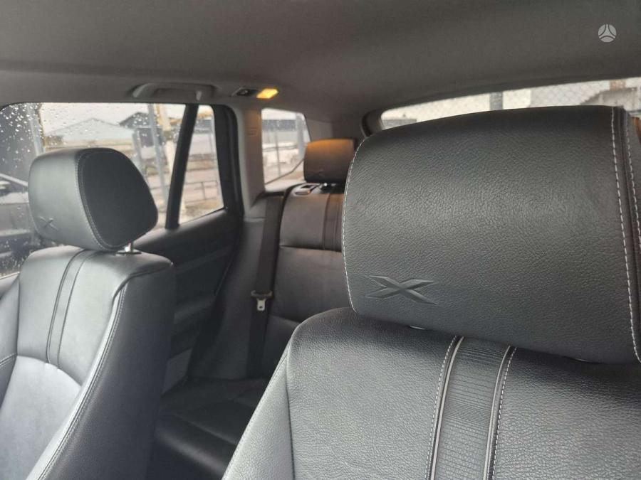 Brown BMW X3 2016 in Mazeikiai, with an engine capacity of 2.00 L and mileage of 235 thousand km for 13900 €, photo 20 on AUTOMOTO.COM.LV