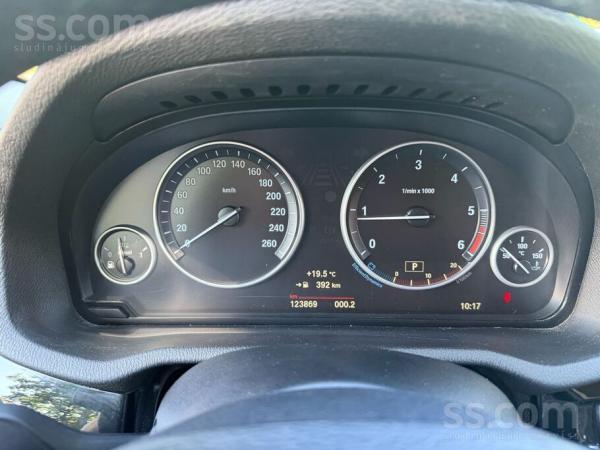 Brown BMW X3 2017 in Saldus, with an engine capacity of 2.00 L and mileage of 124 thousand km for 15000 €, photo 5 on AUTOMOTO.COM.LV