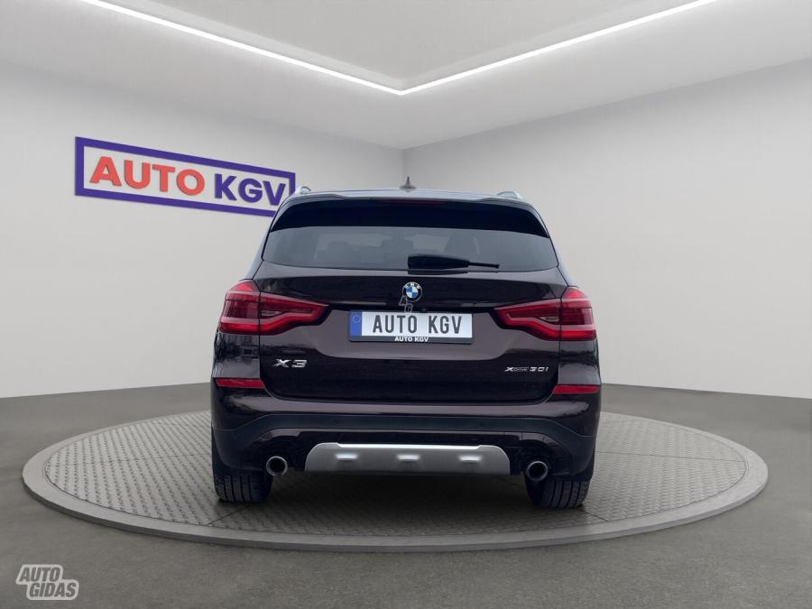Brown BMW X3 2018 in Vilnius, with an engine capacity of 2.00 L and mileage of 52 thousand km for 23999 €, photo 5 on AUTOMOTO.COM.LV