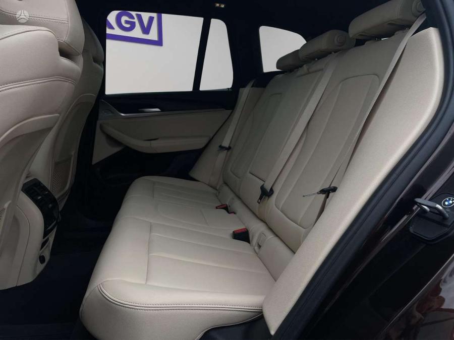 Brown BMW X3 2018 in Vilnius, with an engine capacity of 2.00 L and mileage of 52 thousand km for 19999 €, photo 13 on AUTOMOTO.COM.LV