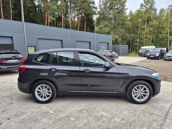 Brown BMW X3 2018 in Utena, with an engine capacity of 2.00 L and mileage of 94 thousand km for 18990 €, photo 6 on AUTOMOTO.COM.LV