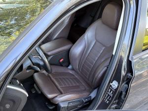 Brown BMW X3 2019 in Kaunas, with an engine capacity of 2.00 L and mileage of 309 thousand km for 18950 €, photo 19 on AUTOMOTO.COM.LV