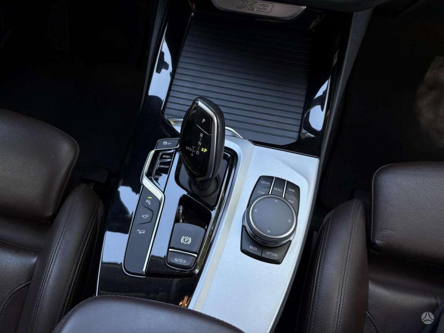 Brown BMW X3 2019 in Kaunas, with an engine capacity of 2.00 L and mileage of 309 thousand km for 18950 €, photo 26 on AUTOMOTO.COM.LV