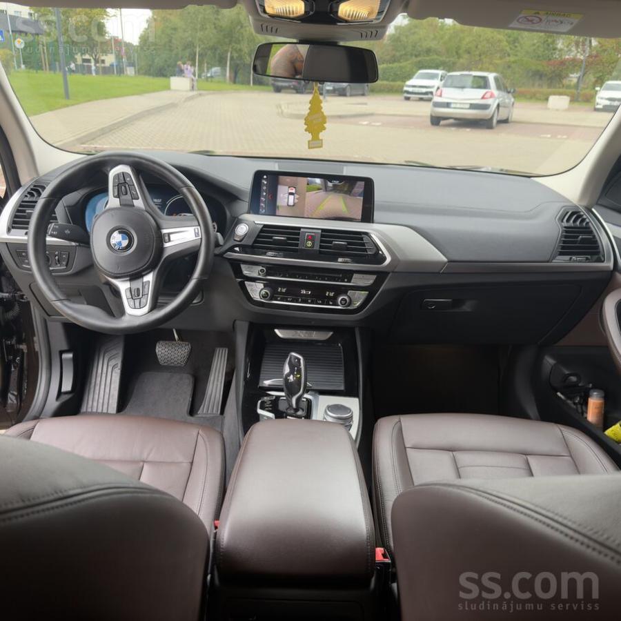 Brown BMW X3 2019 in Riga, with an engine capacity of 3.00 L and mileage of 173 thousand km for 27500 €, photo 9 on AUTOMOTO.COM.LV