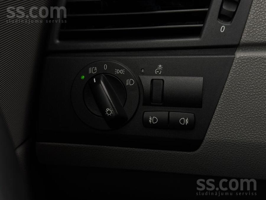 BMW X3 2004 Jelgava, ar dzinēja tilpumu 3.00 L un nobraukumu 276 tūkst. km par 4500 €, foto 21 vietnē AUTOMOTO.COM.LV