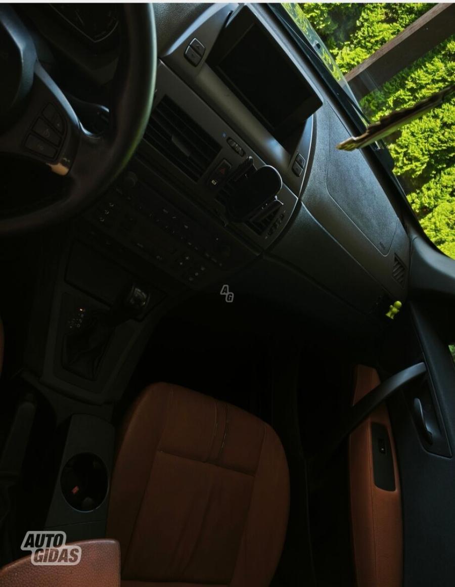 BMW X3 2004 in Vilnius, with an engine capacity of 3.00 L and mileage of 300 thousand km for 3400 €, photo 12 on AUTOMOTO.COM.LV