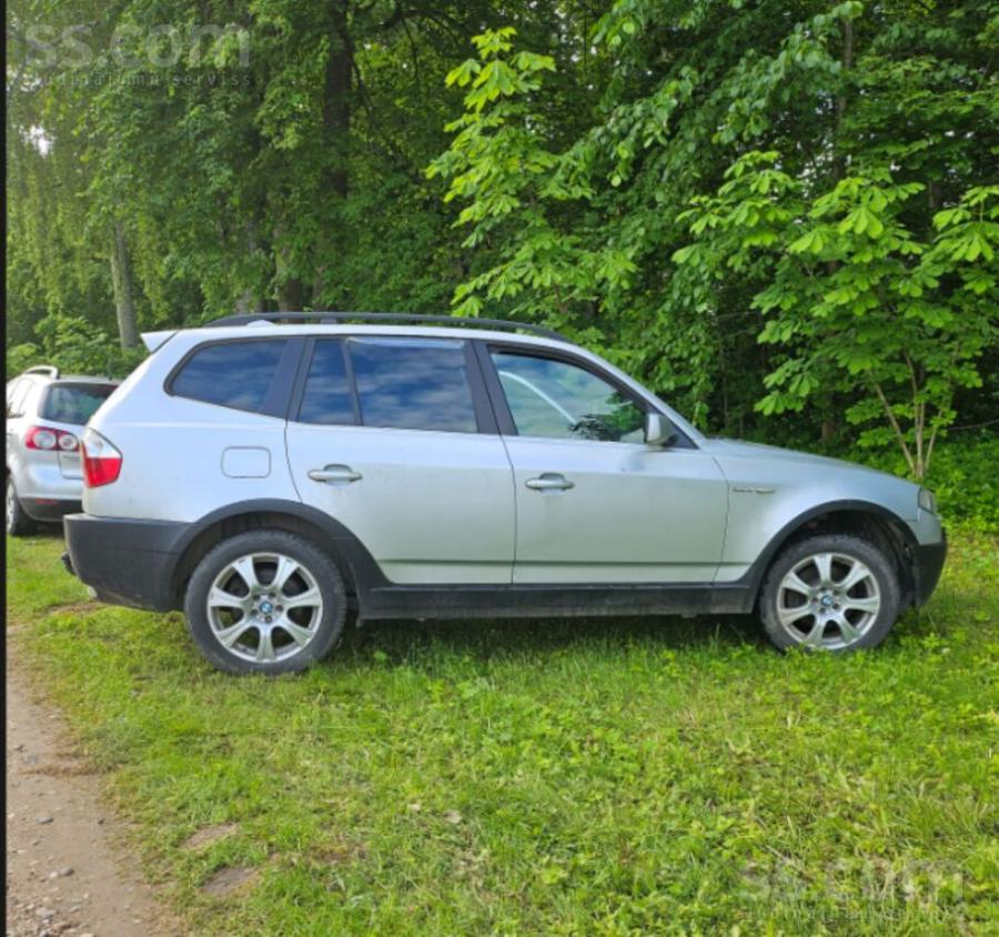 BMW X3 2005 in Valmiera, with an engine capacity of 3.00 L and mileage of 240 thousand km for 4000 €, photo 3 on AUTOMOTO.COM.LV