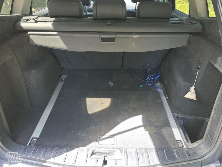 BMW X3 2005 in Radviliskis, with an engine capacity of 3.00 L and mileage of 0 thousand km for 2999 €, photo 21 on AUTOMOTO.COM.LV
