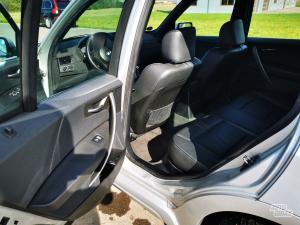 BMW X3 2006 in Kalvarija, with an engine capacity of 3.00 L and mileage of 379 thousand km for 4250 €, photo 12 on AUTOMOTO.COM.LV