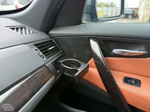 BMW X3 2006 in Vilnius, with an engine capacity of 3.00 L and mileage of 259 thousand km for 3300 €, photo 20 on AUTOMOTO.COM.LV