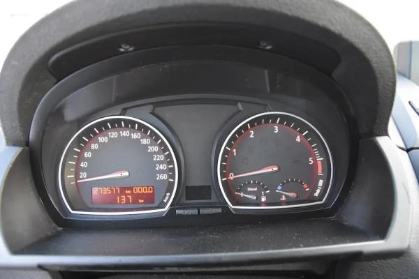 BMW X3 2007 Mārupe, ar dzinēja tilpumu 3.00 L un nobraukumu 273 tūkst. km par 6250 €, foto 10 vietnē AUTOMOTO.COM.LV