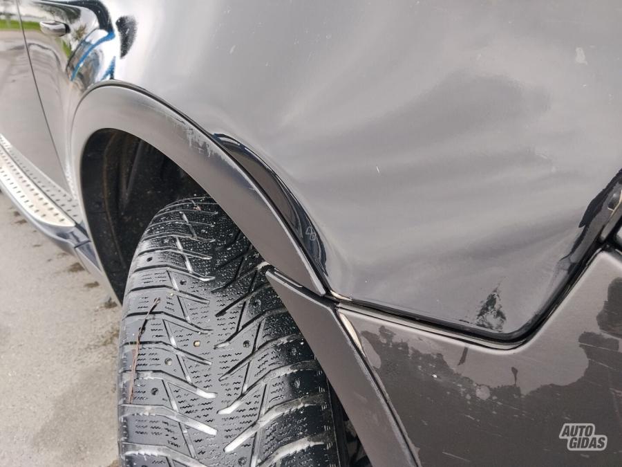 BMW X3 2007 in Panevezys, with an engine capacity of 3.00 L and mileage of 250 thousand km for 4200 €, photo 8 on AUTOMOTO.COM.LV