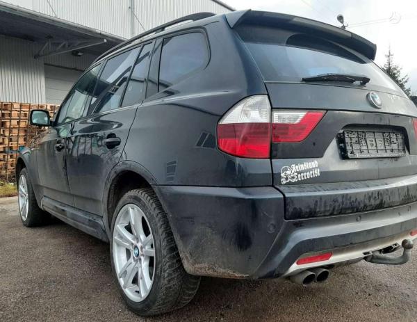 BMW X3 2009 Marijampole, ar dzinēja tilpumu 2.99 L un nobraukumu 295 tūkst. km par 4450 €, foto 2 vietnē AUTOMOTO.COM.LV