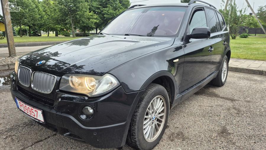 BMW X3 2009 in Marijampole, with an engine capacity of 2.00 L and mileage of 290 thousand km for 2950 €, photo 1 on AUTOMOTO.COM.LV