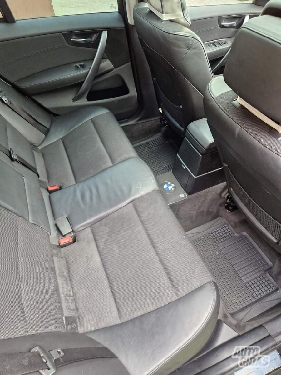 BMW X3 2009 in Marijampole, with an engine capacity of 2.00 L and mileage of 290 thousand km for 2950 €, photo 17 on AUTOMOTO.COM.LV