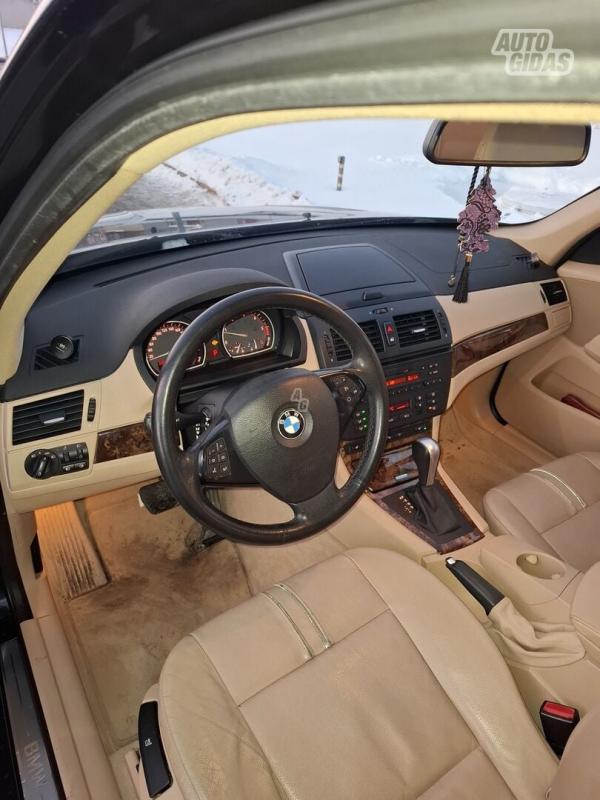 BMW X3 2010 in Marijampole, with an engine capacity of 2.00 L and mileage of 337 thousand km for 4900 €, photo 7 on AUTOMOTO.COM.LV