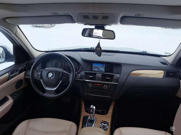 BMW X3 2011 in Taurage, with an engine capacity of 2.00 L and mileage of 308 thousand km for 8200 €, photo 7 on AUTOMOTO.COM.LV