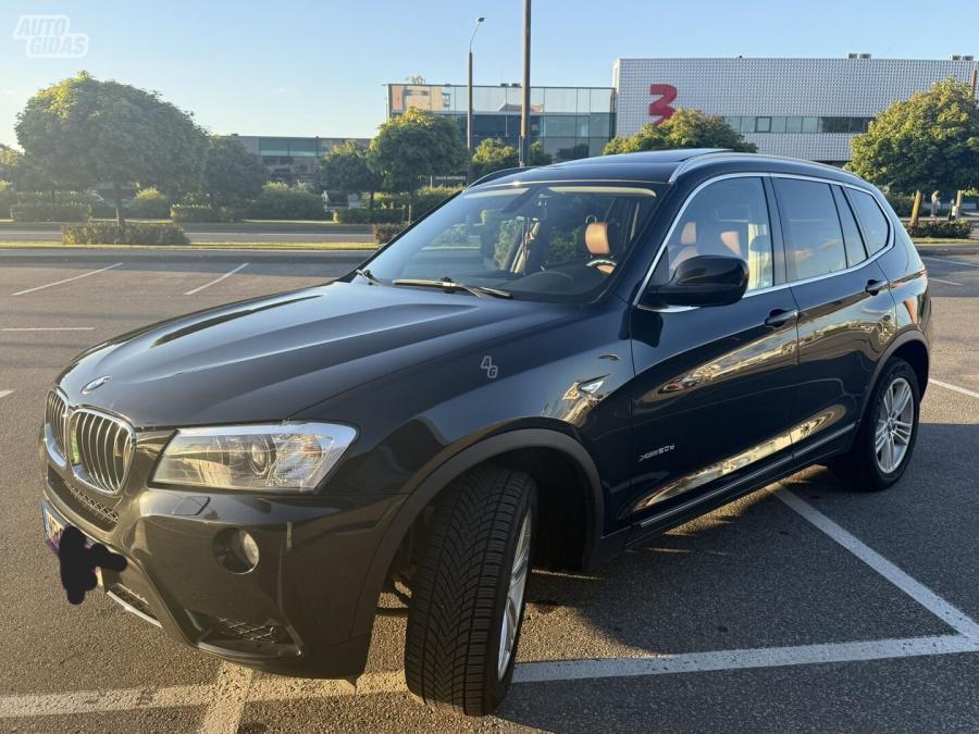 BMW X3 2011 in Vilnius, with an engine capacity of 2.00 L and mileage of 255 thousand km for 11500 €, photo 4 on AUTOMOTO.COM.LV