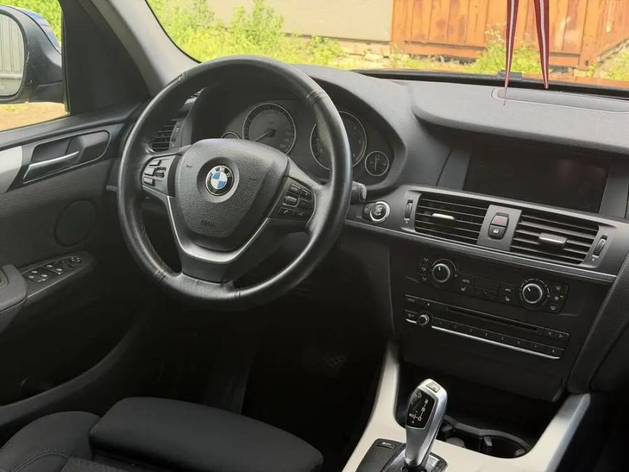 BMW X3 2011 in Riga, with an engine capacity of 2.00 L and mileage of 288 thousand km for 8880 €, photo 13 on AUTOMOTO.COM.LV