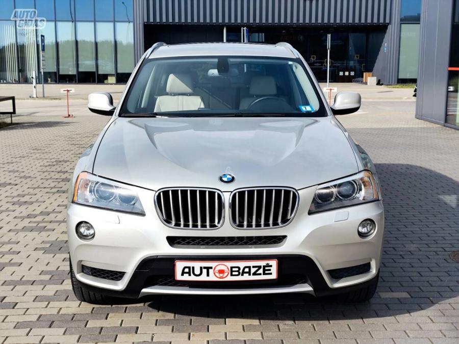 BMW X3 2011 in Siauliai, with an engine capacity of 3.00 L and mileage of 235 thousand km for 8600 €, photo 4 on AUTOMOTO.COM.LV