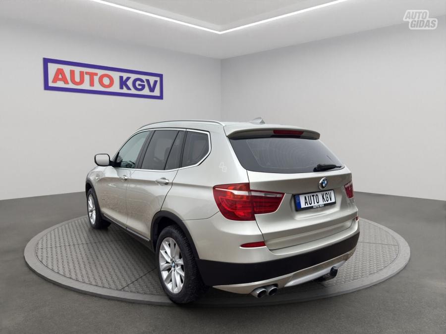 BMW X3 2012 in Vilnius, with an engine capacity of 3.00 L and mileage of 293 thousand km for 9999 €, photo 3 on AUTOMOTO.COM.LV