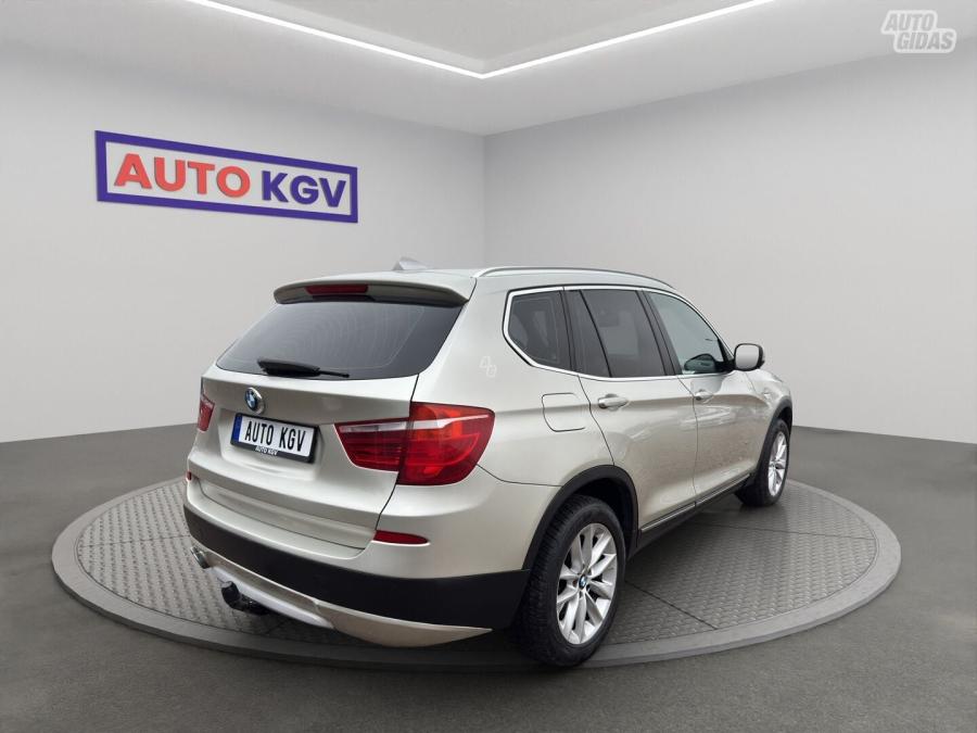 BMW X3 2012 in Vilnius, with an engine capacity of 3.00 L and mileage of 293 thousand km for 9999 €, photo 5 on AUTOMOTO.COM.LV