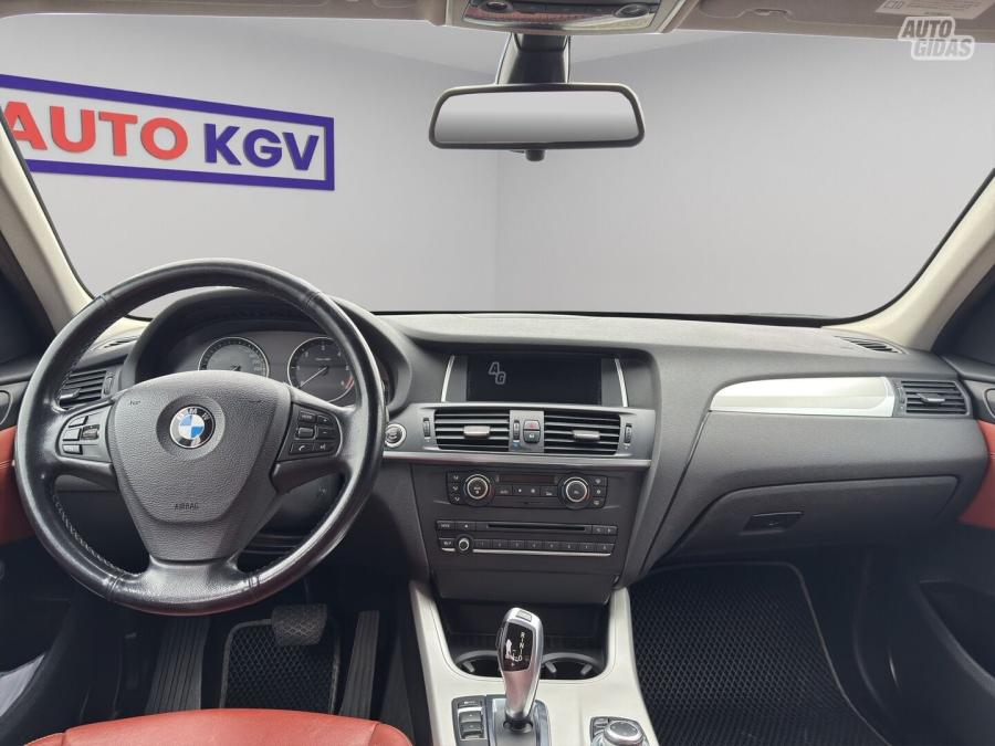 BMW X3 2012 in Vilnius, with an engine capacity of 3.00 L and mileage of 293 thousand km for 9999 €, photo 12 on AUTOMOTO.COM.LV