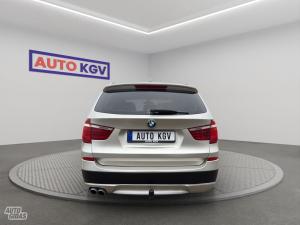 BMW X3 2012 in Vilnius, with an engine capacity of 3.00 L and mileage of 293 thousand km for 9999 €, photo 5 on AUTOMOTO.COM.LV