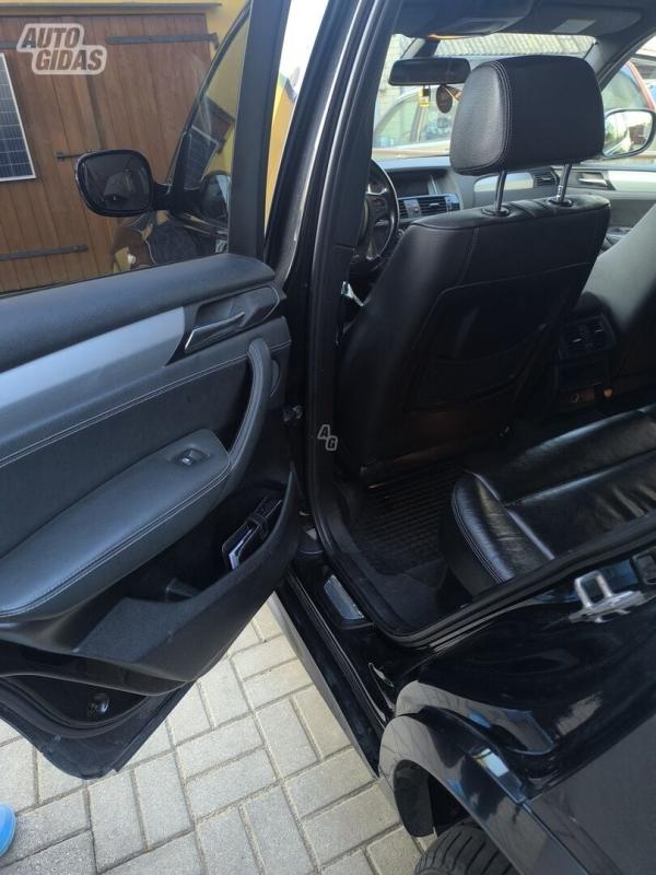 BMW X3 2012 in Panevezys, with an engine capacity of 3.00 L and mileage of 292 thousand km for 11000 €, photo 8 on AUTOMOTO.COM.LV