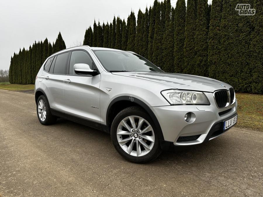 BMW X3 2012 in Vilnius, with an engine capacity of 2.00 L and mileage of 379 thousand km for 8299 €, photo 9 on AUTOMOTO.COM.LV