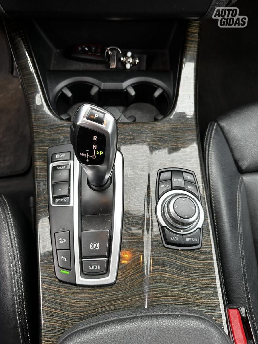 BMW X3 2012 in Vilnius, with an engine capacity of 2.00 L and mileage of 379 thousand km for 8299 €, photo 12 on AUTOMOTO.COM.LV