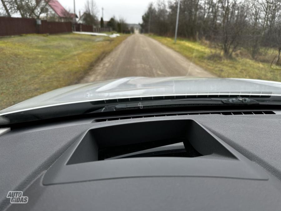 BMW X3 2012 in Vilnius, with an engine capacity of 2.00 L and mileage of 379 thousand km for 8299 €, photo 13 on AUTOMOTO.COM.LV