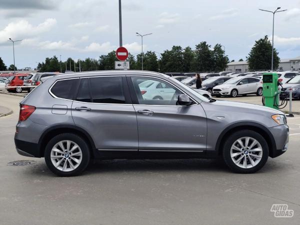 BMW X3 2012 in Siauliai, with an engine capacity of 3.00 L and mileage of 306 thousand km for 8200 €, photo 8 on AUTOMOTO.COM.LV