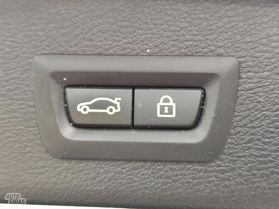 BMW X3 2012 in Siauliai, with an engine capacity of 3.00 L and mileage of 306 thousand km for 8200 €, photo 23 on AUTOMOTO.COM.LV