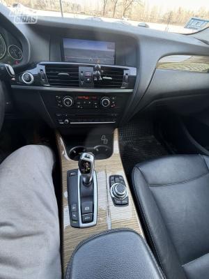 BMW X3 2013 in Vilnius, with an engine capacity of 3.00 L and mileage of 148 thousand km for 8700 €, photo 6 on AUTOMOTO.COM.LV