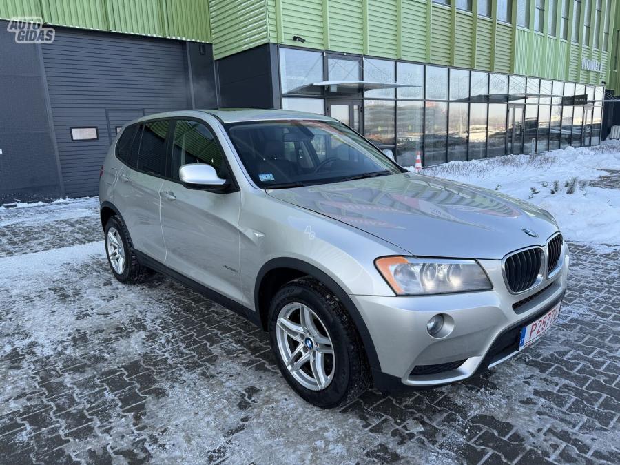 BMW X3 2013 in Vilnius, with an engine capacity of 3.00 L and mileage of 148 thousand km for 8700 €, photo 7 on AUTOMOTO.COM.LV