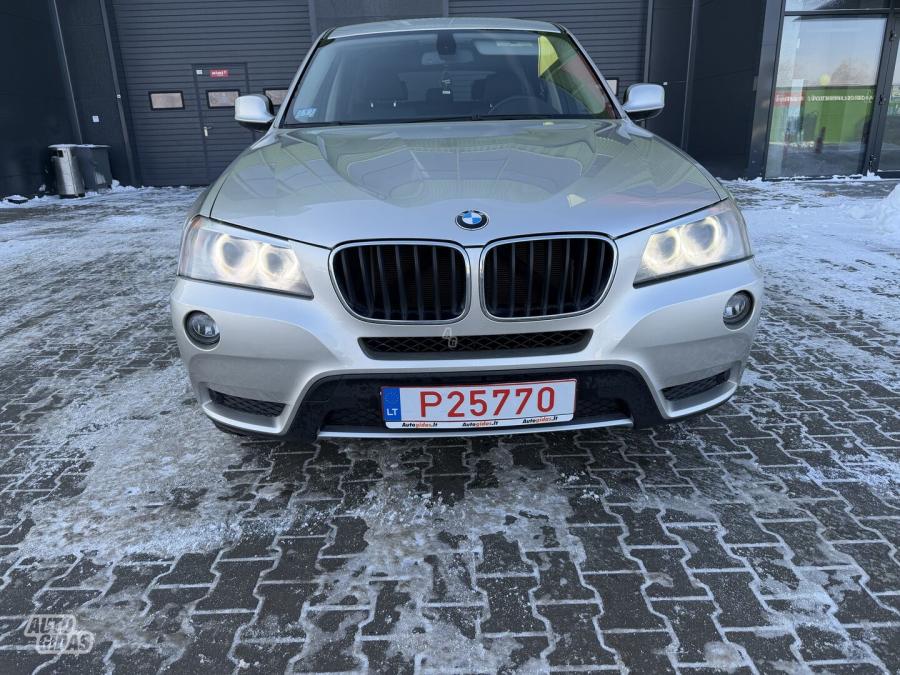 BMW X3 2013 in Vilnius, with an engine capacity of 3.00 L and mileage of 148 thousand km for 8700 €, photo 10 on AUTOMOTO.COM.LV