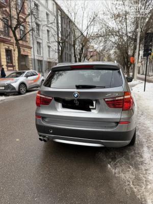 BMW X3 2013 in Vilnius, with an engine capacity of 2.00 L and mileage of 253 thousand km for 6000 €, photo 9 on AUTOMOTO.COM.LV